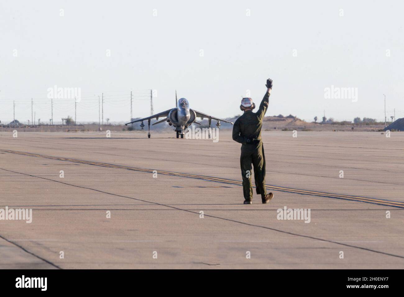A pilot gives a hand signal hi-res stock photography and images - Alamy