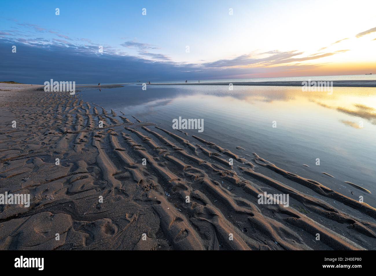 Beach promenade sunset mood hi-res stock photography and images - Alamy