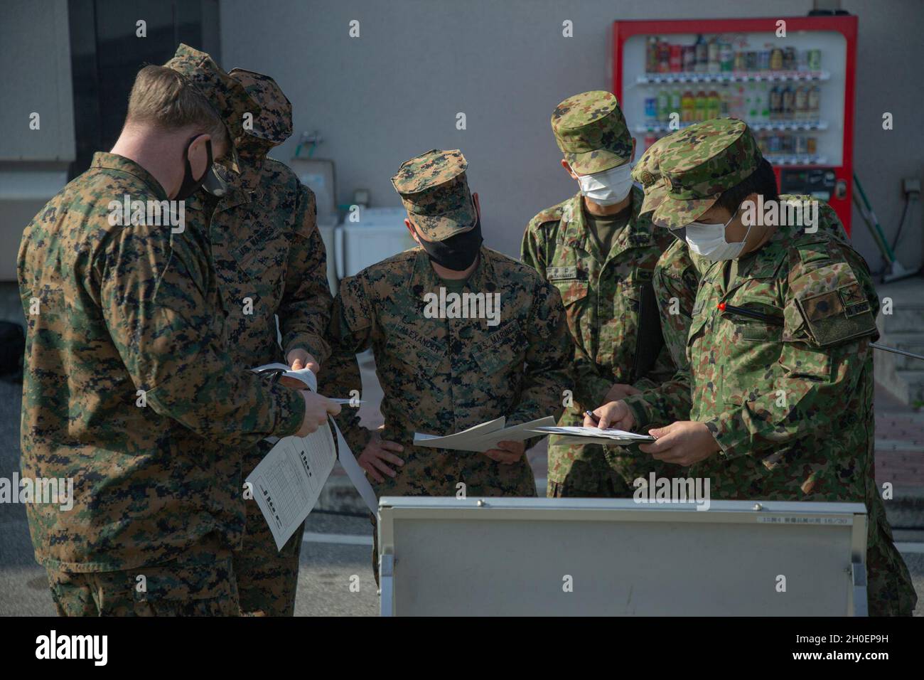 U.S. Marines with Marine Wing Communication Squadron (MWCS) 18 and 7th ...