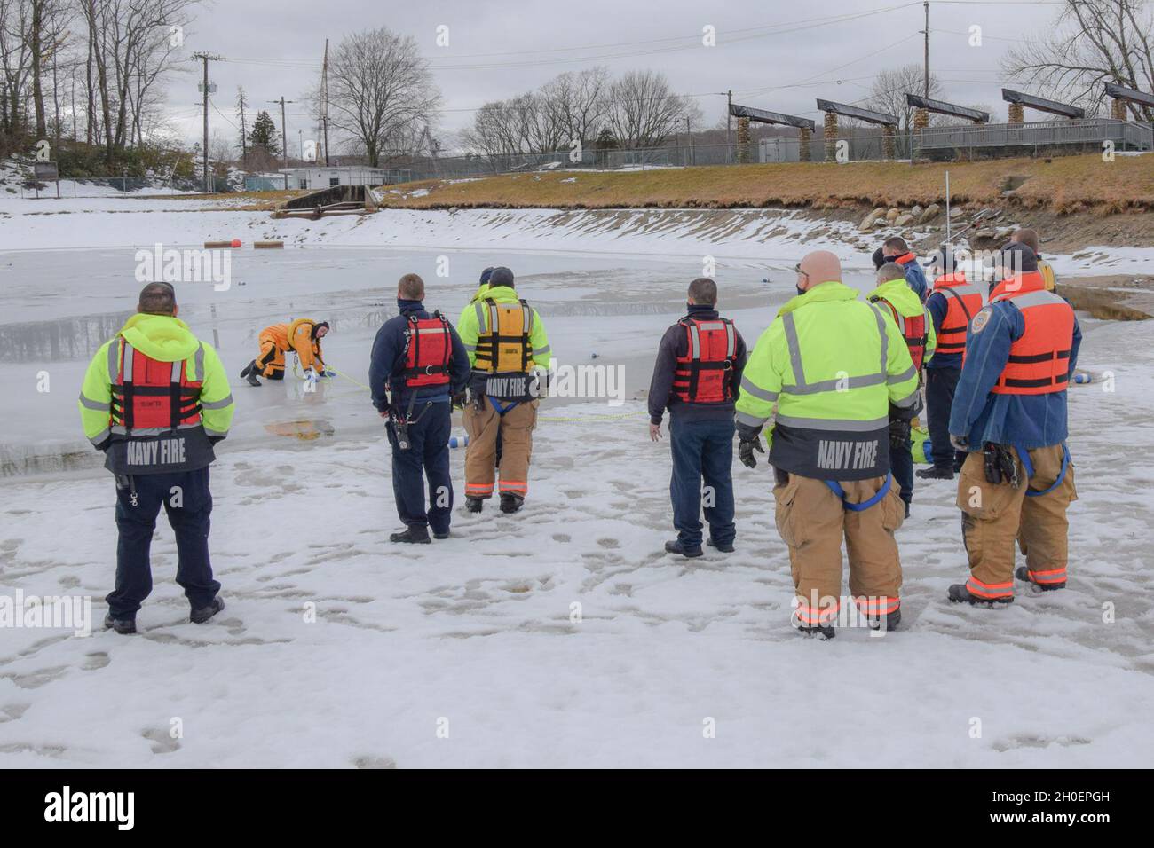 210216-N-EJ843-0004 GROTON, Conn. (Feb. 16, 2021) Firefighters from ...