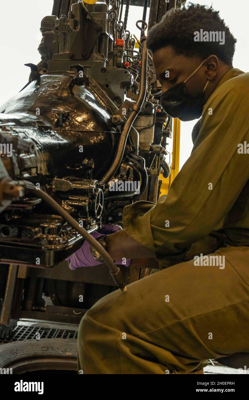 KADENA, Japan (Feb. 17, 2021) Aviation Support Equipmentman 2nd Class ...