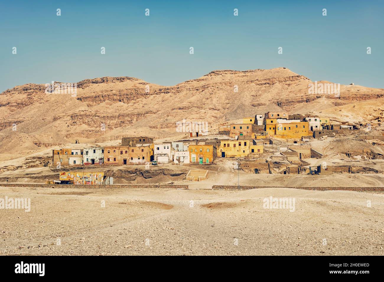 Egyptian village hi-res stock photography and images - Alamy