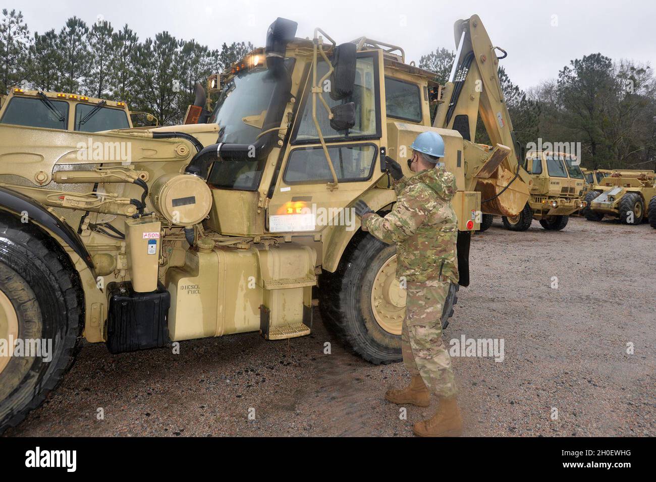 North Carolina National Guard Soldiers of the 130th Maneuver ...