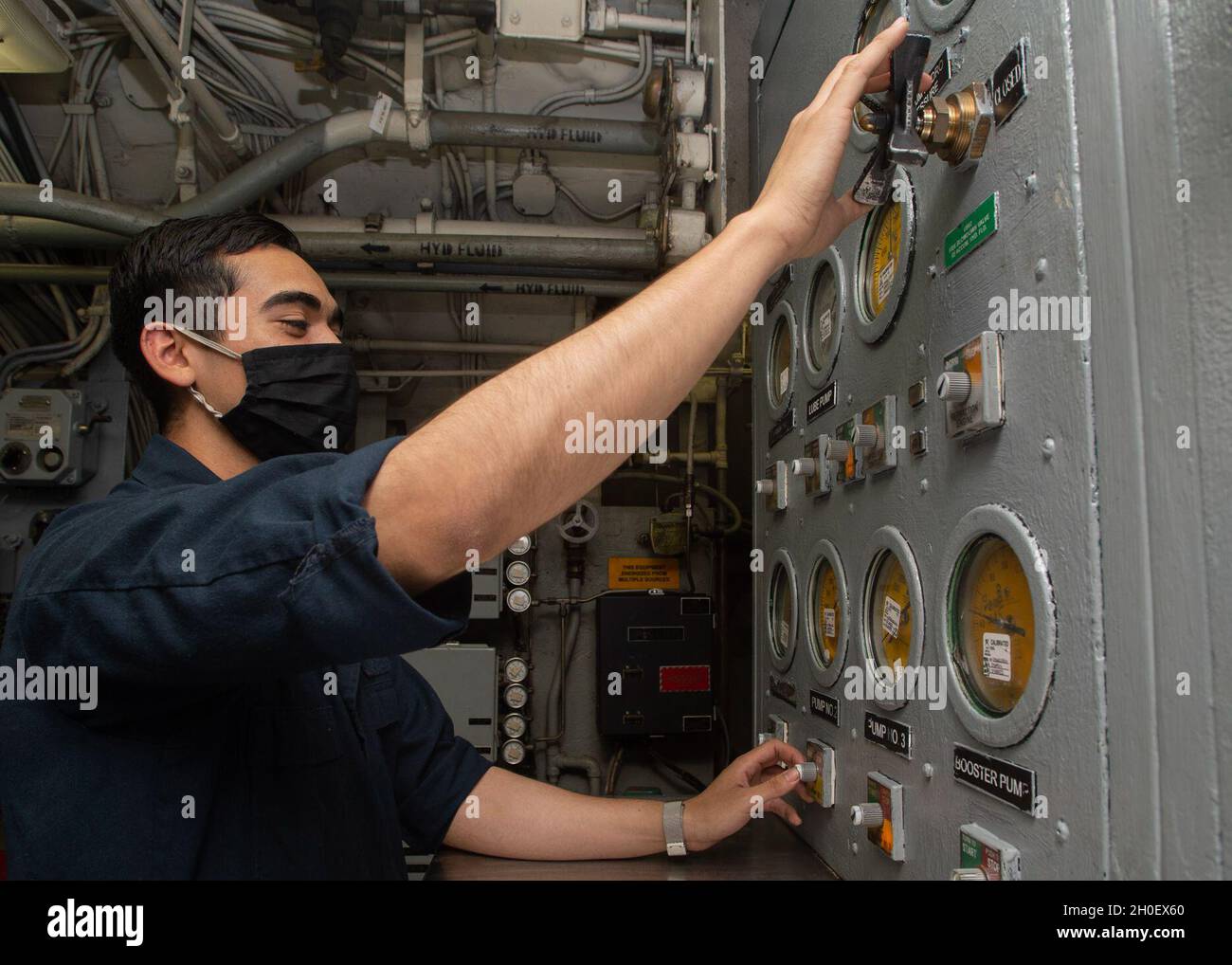 210217-N-KO930-1005 PACIFIC OCEAN (Feb. 17, 2021) Aviation Boatswain's ...
