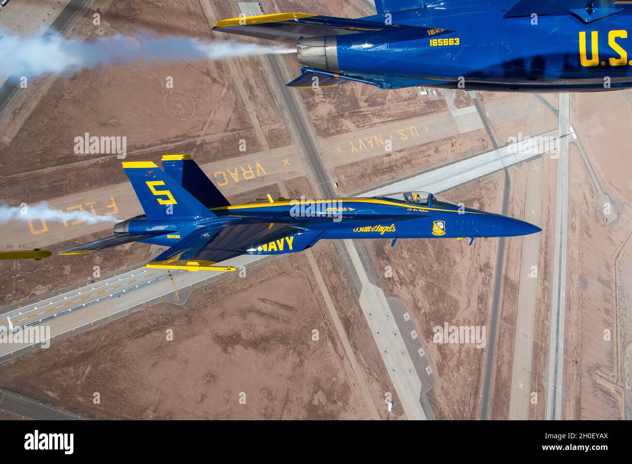 Delta roll hi-res stock photography and images - Alamy