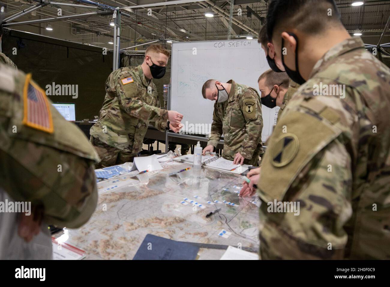 National Guard Soldiers assigned to 3-161 Infantry Dark Rifles, 81st ...