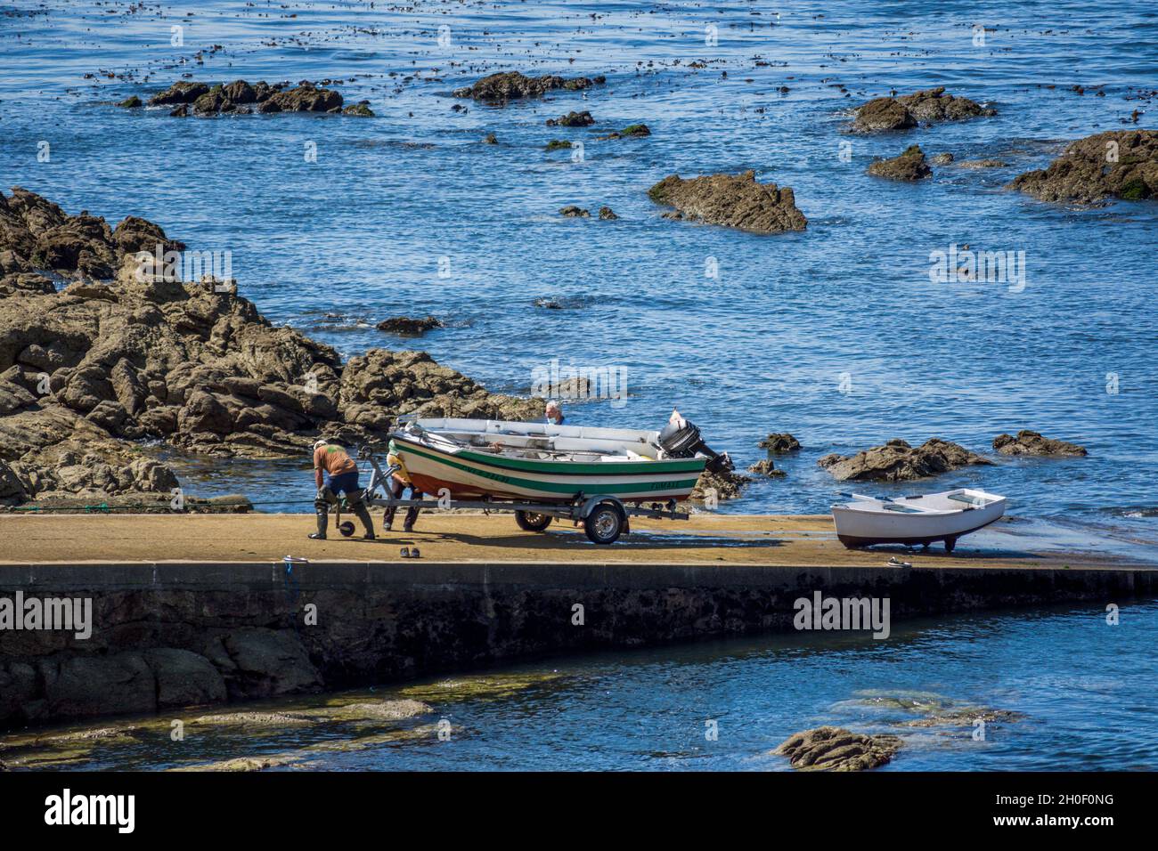 Pulling up on the slipway hi-res stock photography and images - Alamy