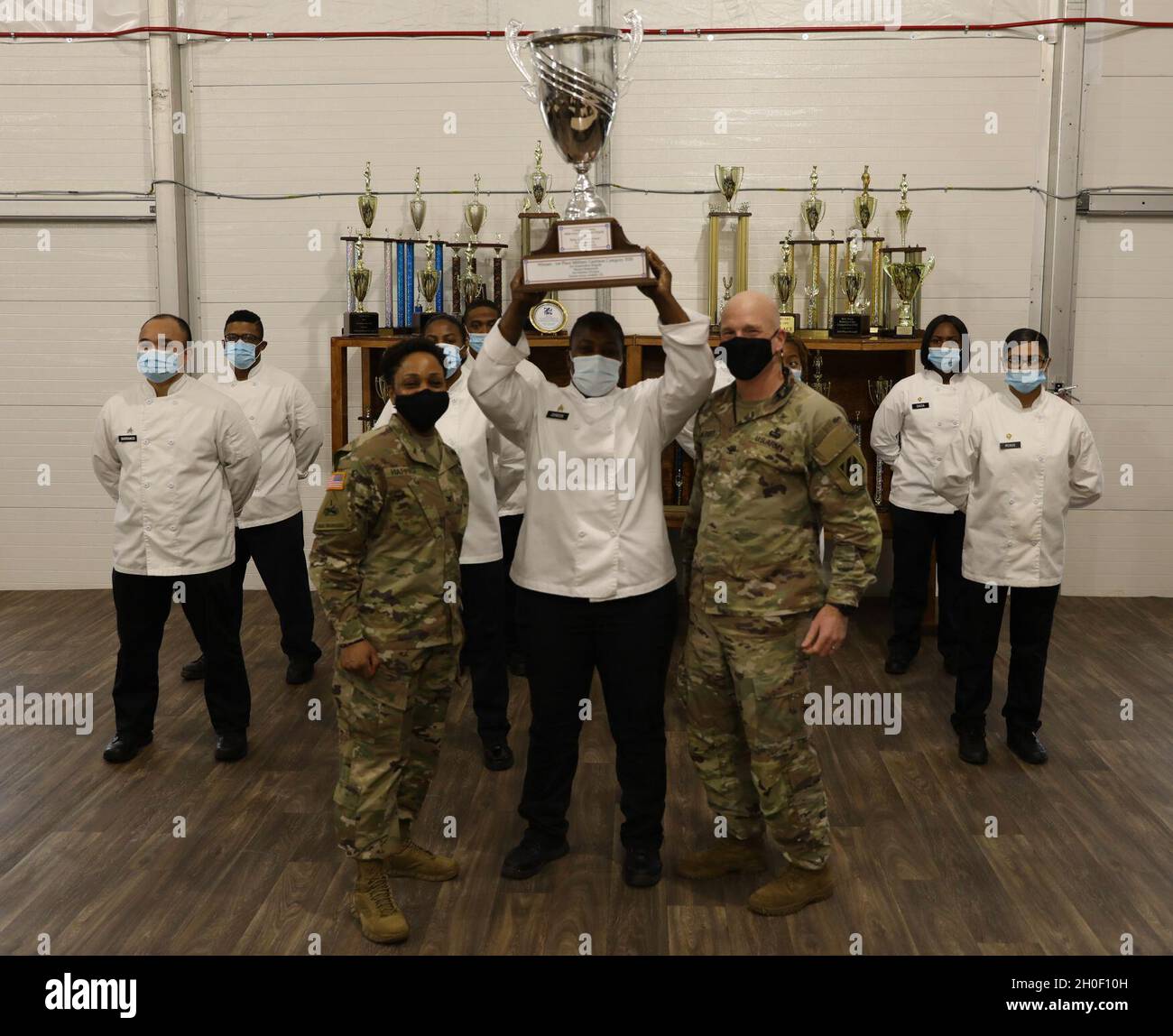 Army field feeding category hi-res stock photography and images - Alamy