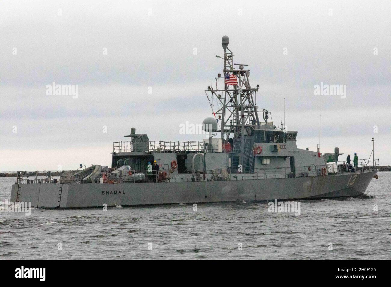 Uss shamal hi-res stock photography and images - Alamy