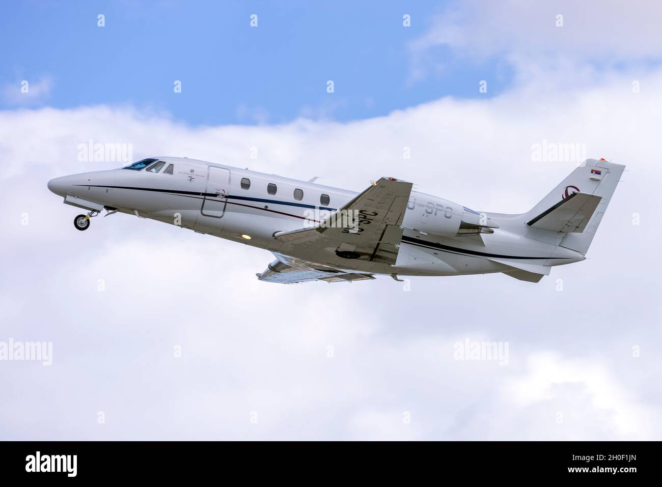 Prince Aviation Cessna 560XL Citation XLS (REG: YU-SPC) climbing out of ...