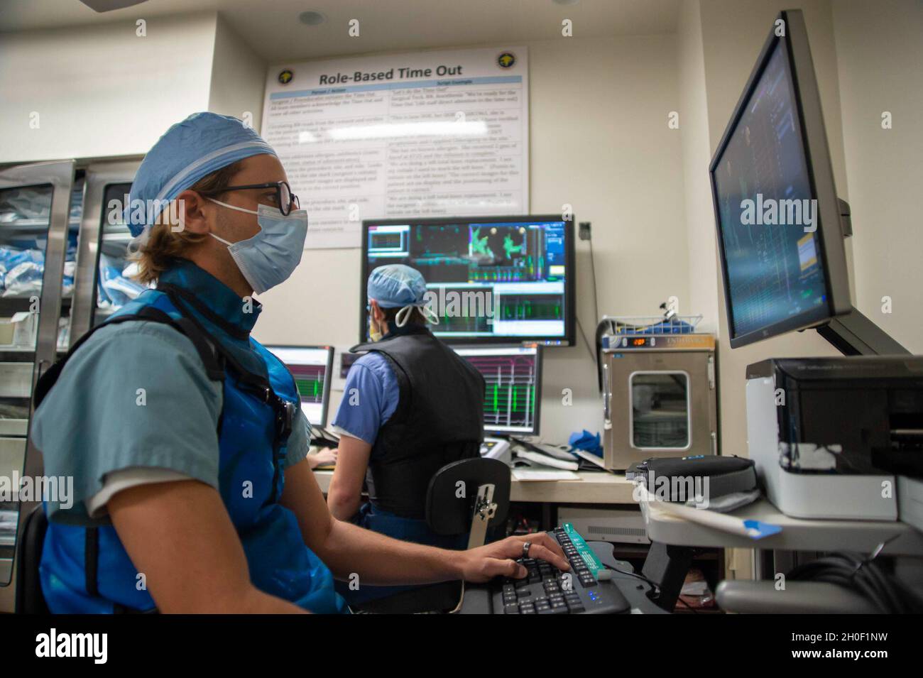 Hearts electrical activity hi-res stock photography and images - Alamy