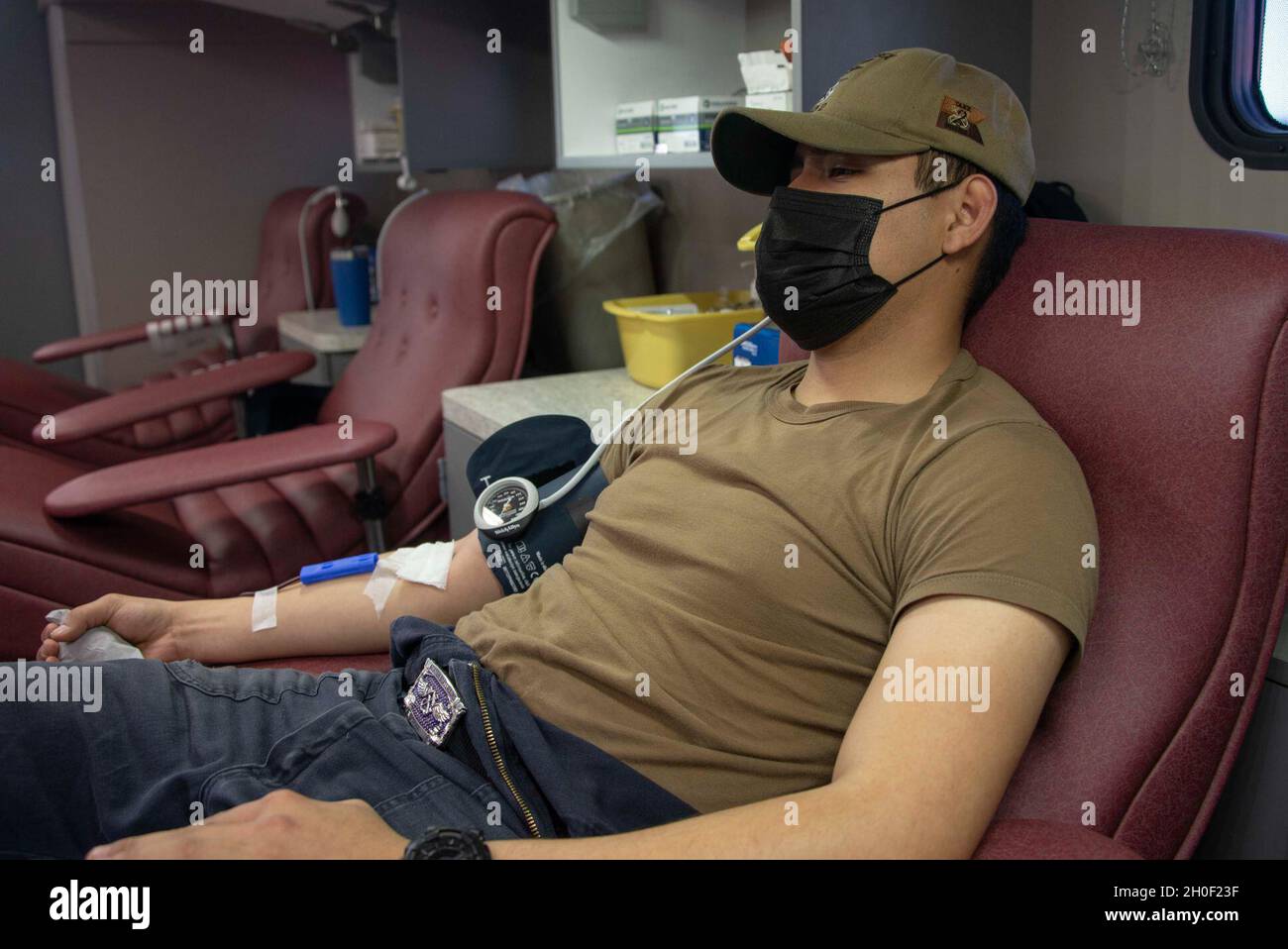 SAN DIEGO (Feb. 17, 2021) Aviation Boatswain’s Mate (Fuels) 3rd Class ...
