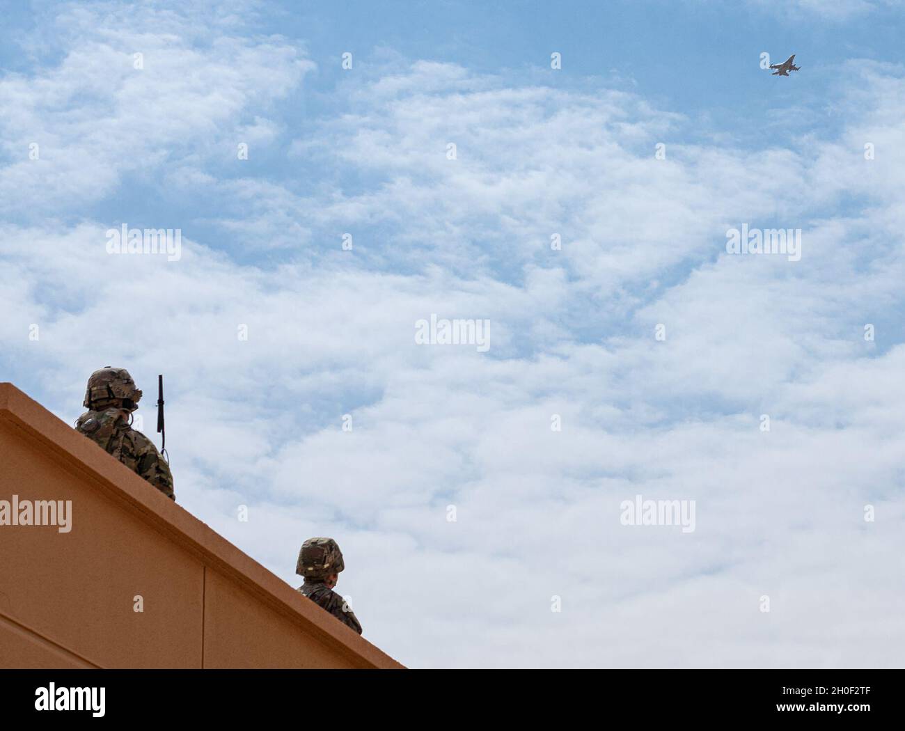 U.S. Army 2nd Brigade 1st Armored Division, 1-35 Armor Battalion, Joint ...