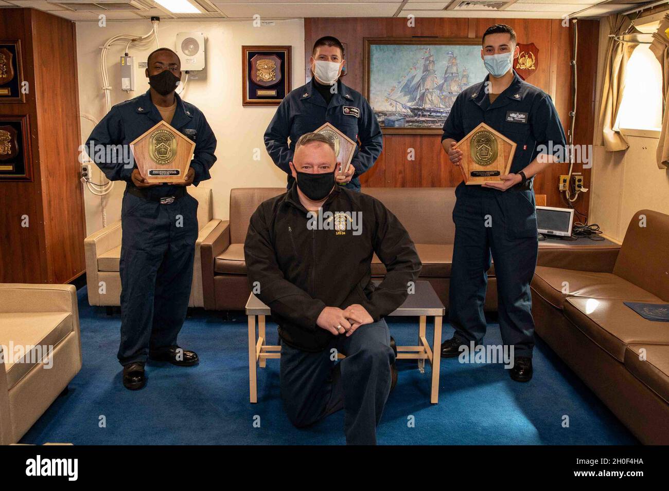 Homeported in norfolk hi-res stock photography and images - Alamy