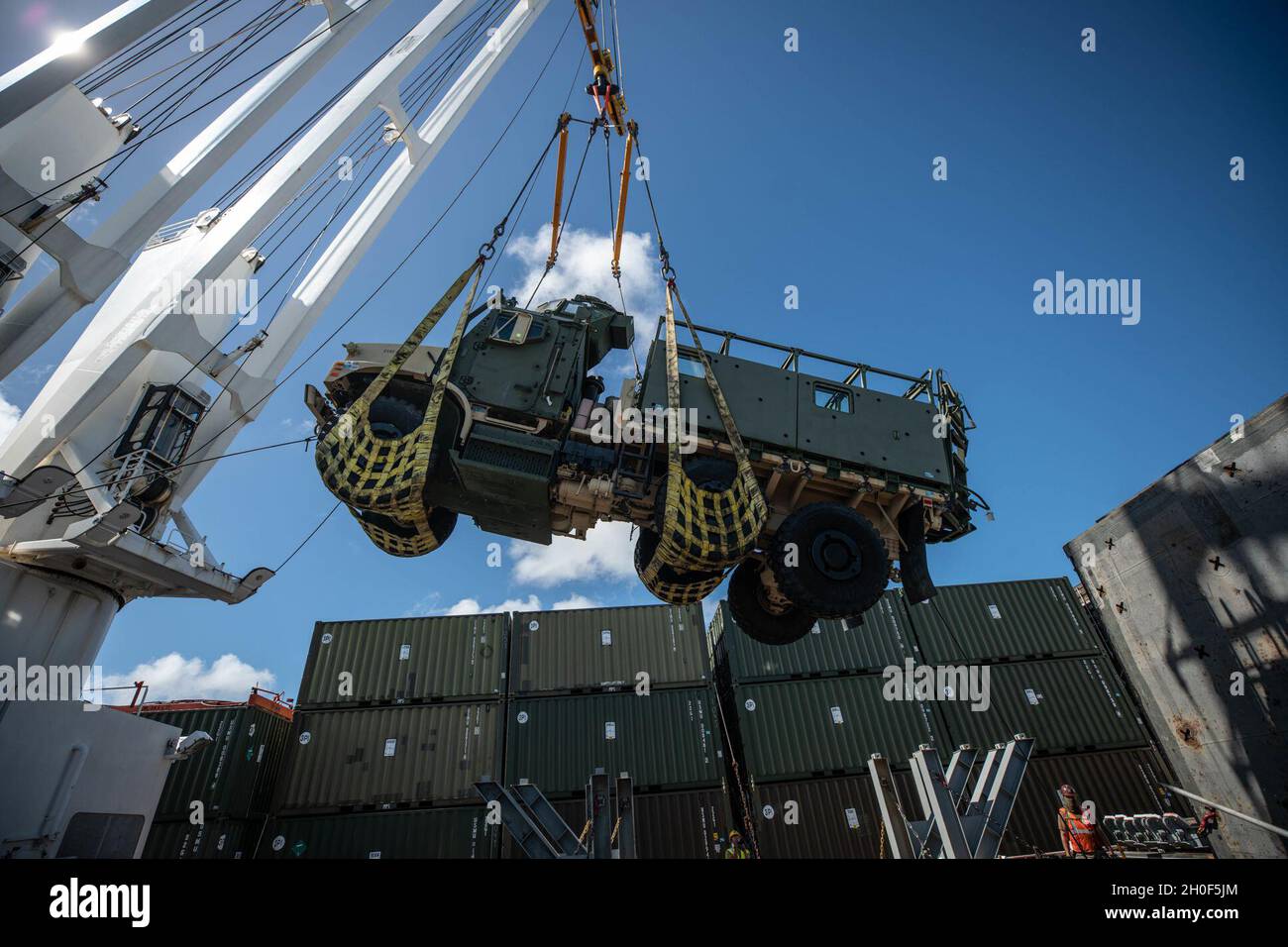U.S. Marines with Combat Logistics Regiment 3 (CLR-3), 3d Marine ...