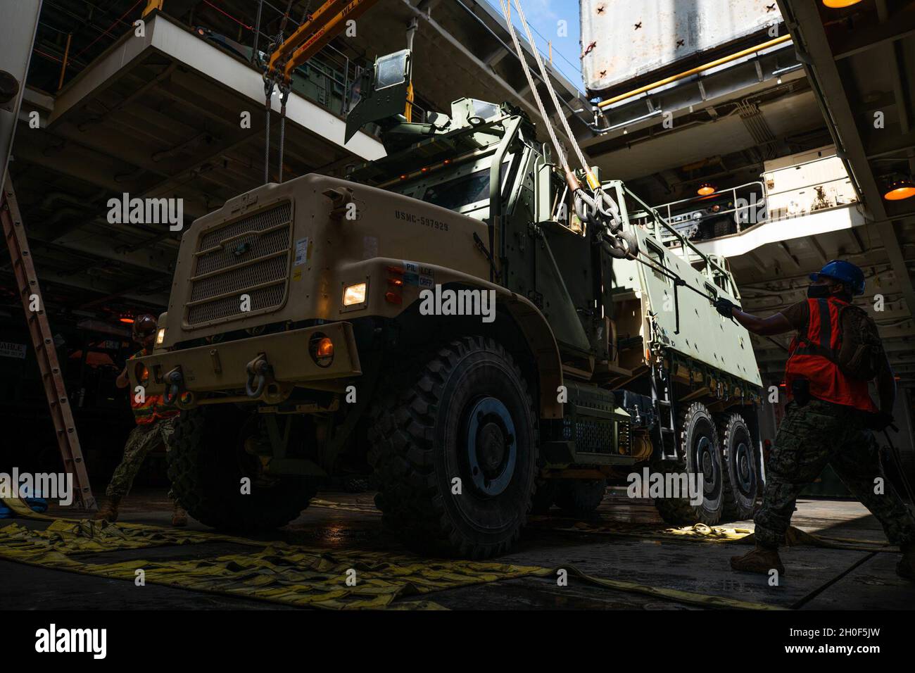U.S. Marines with Combat Logistics Regiment 3 (CLR-3), 3d Marine ...
