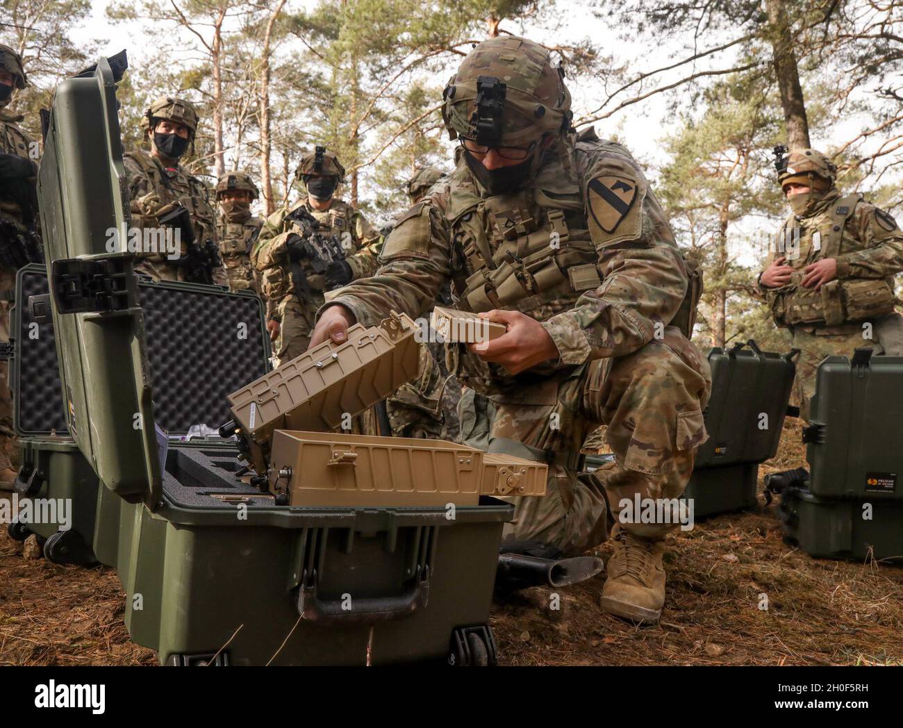 U.S. Soldiers assigned to "Wild Bill" Platoon, Headquarters and ...