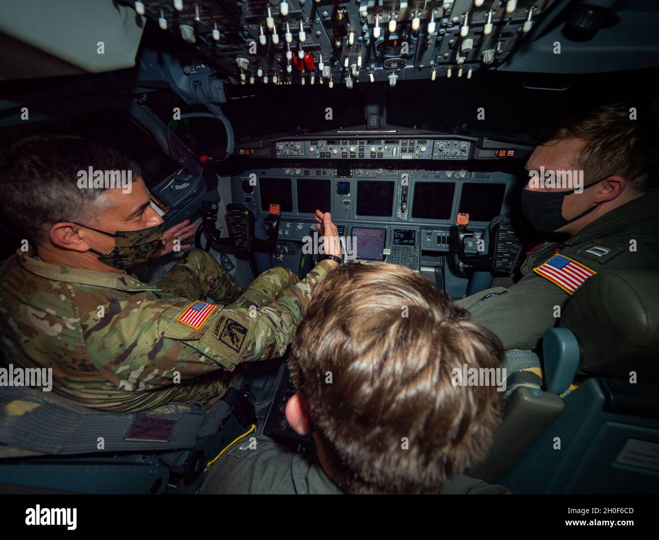 210222-N-VH871-1071 SIGONELLA, Italy (Feb. 22, 2021) U.S. Army Gen ...