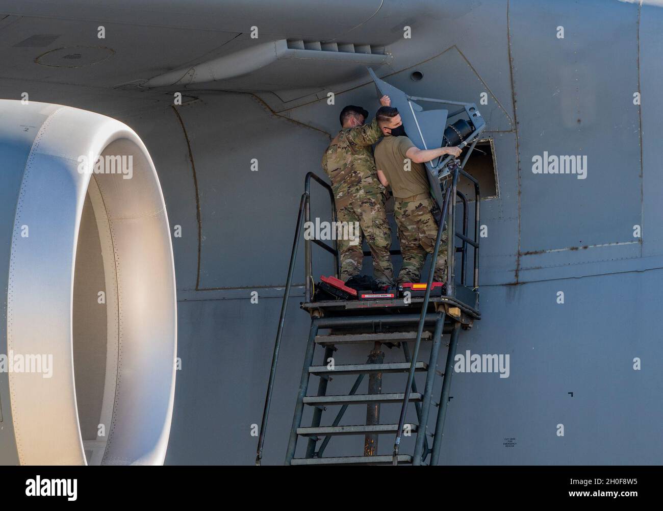 U.S. Air Force electrical environmental technicians assigned to the ...
