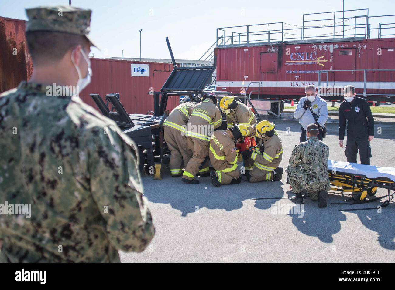 Usnh naples hi-res stock photography and images - Alamy
