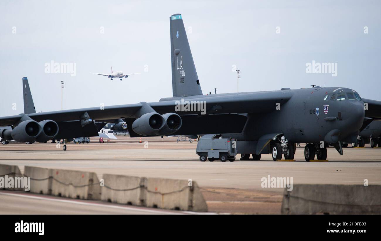A plane carrying Airmen from the 2nd Bomb Wing returns to Barksdale Air ...