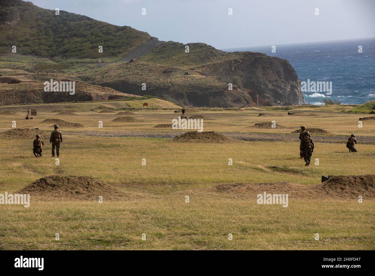 Marines with 1st Battalion, 3d Marines conduct live fire training with ...