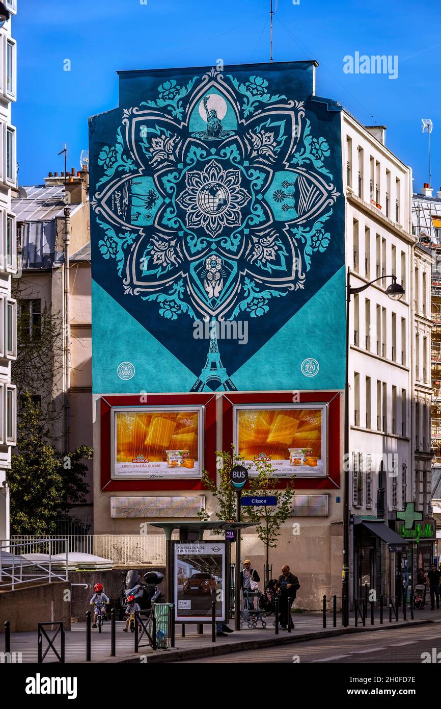 Shepard fairey paris 13th hi-res stock photography and images - Alamy