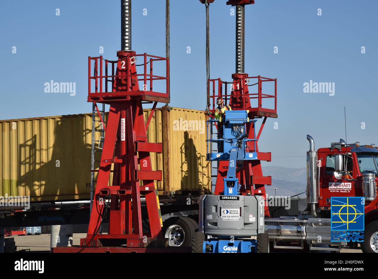 Teams at Naval Facilities Engineering and Expeditionary Warfare Center ...