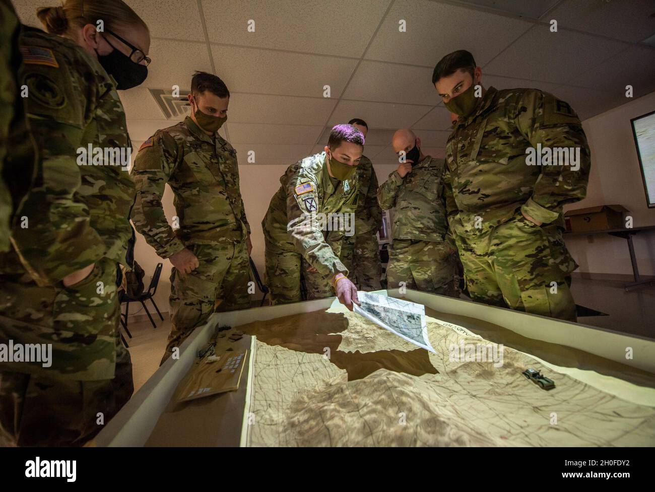 Soldiers from the 181st Infantry Brigade, 1st Battalion, 310th Regiment ...