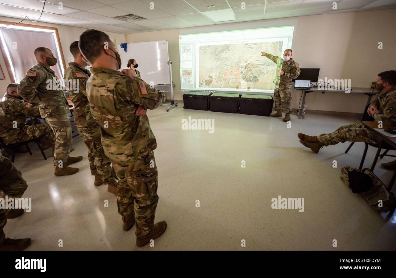 Soldiers from the 181st Infantry Brigade, 1st Battalion, 310th Regiment ...