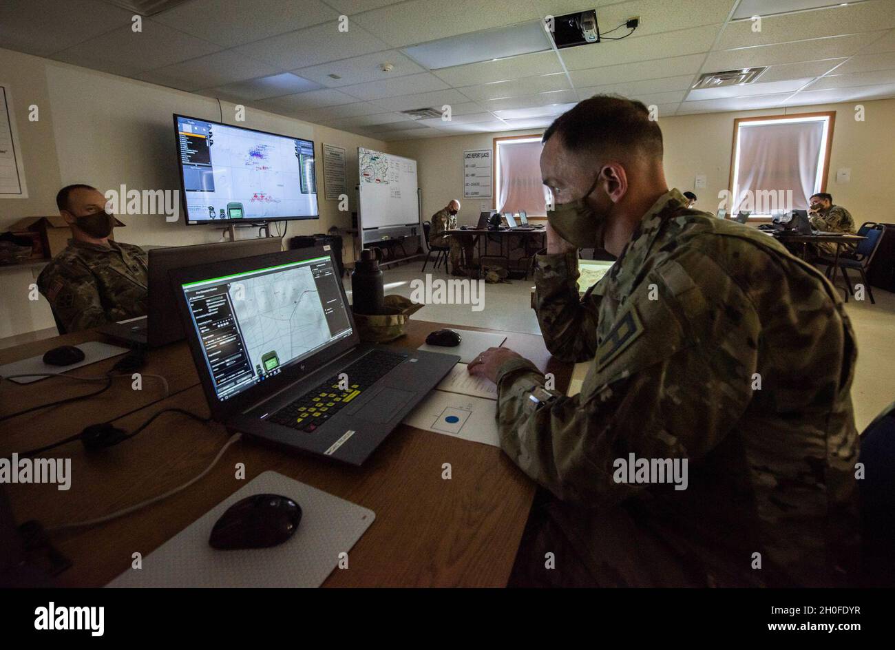 Soldiers from the 181st Infantry Brigade, 1st Battalion, 310th Regiment ...