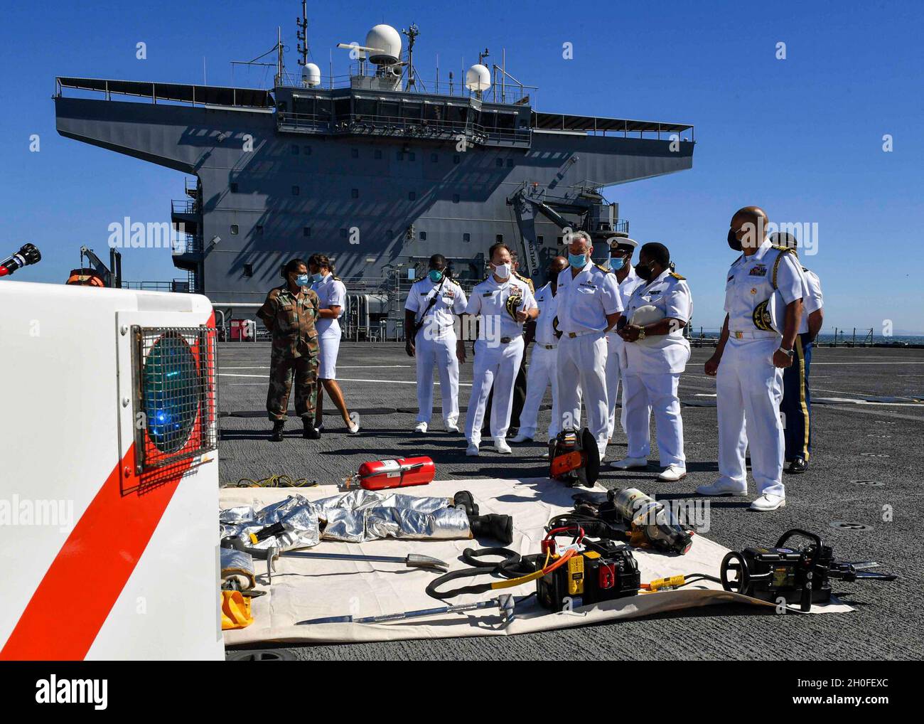South african naval base hi-res stock photography and images - Alamy