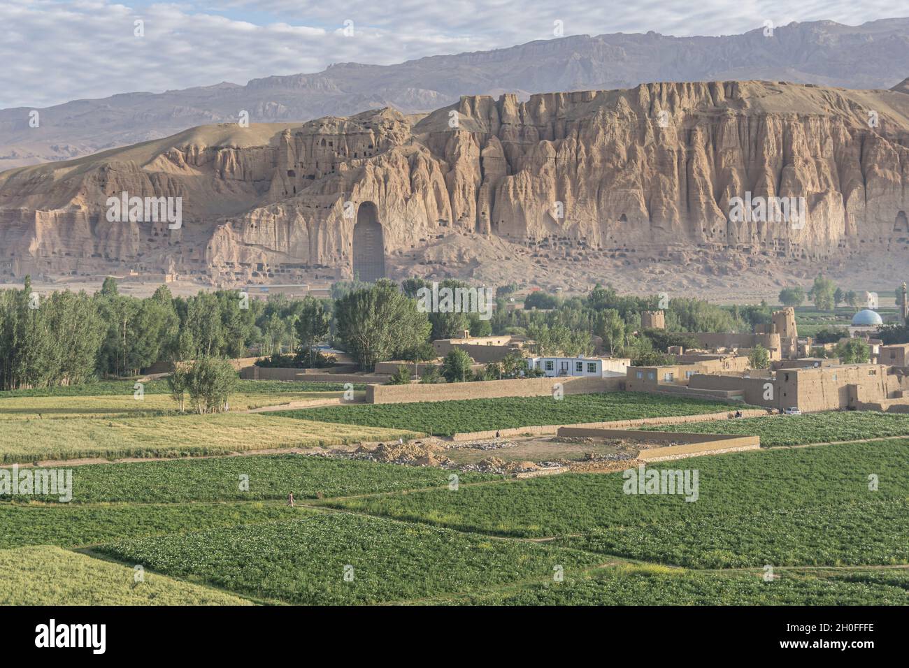 The Buddhas of Bamiyan Valley, Afghanistan Stock Photo - Alamy
