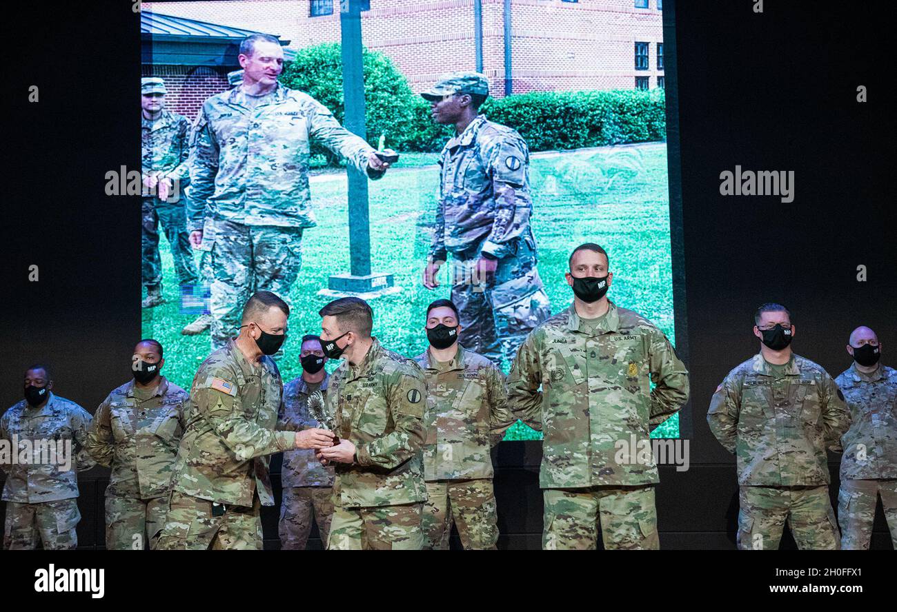 Gen. Paul E. Funk II, commanding general of U.S. Army Training and ...