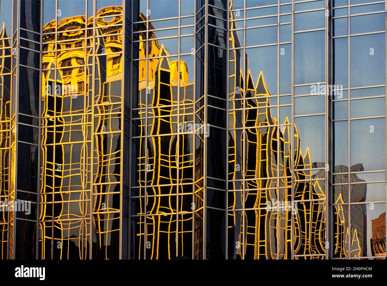 Ppg place in downtown pittsburgh hi-res stock photography and images ...