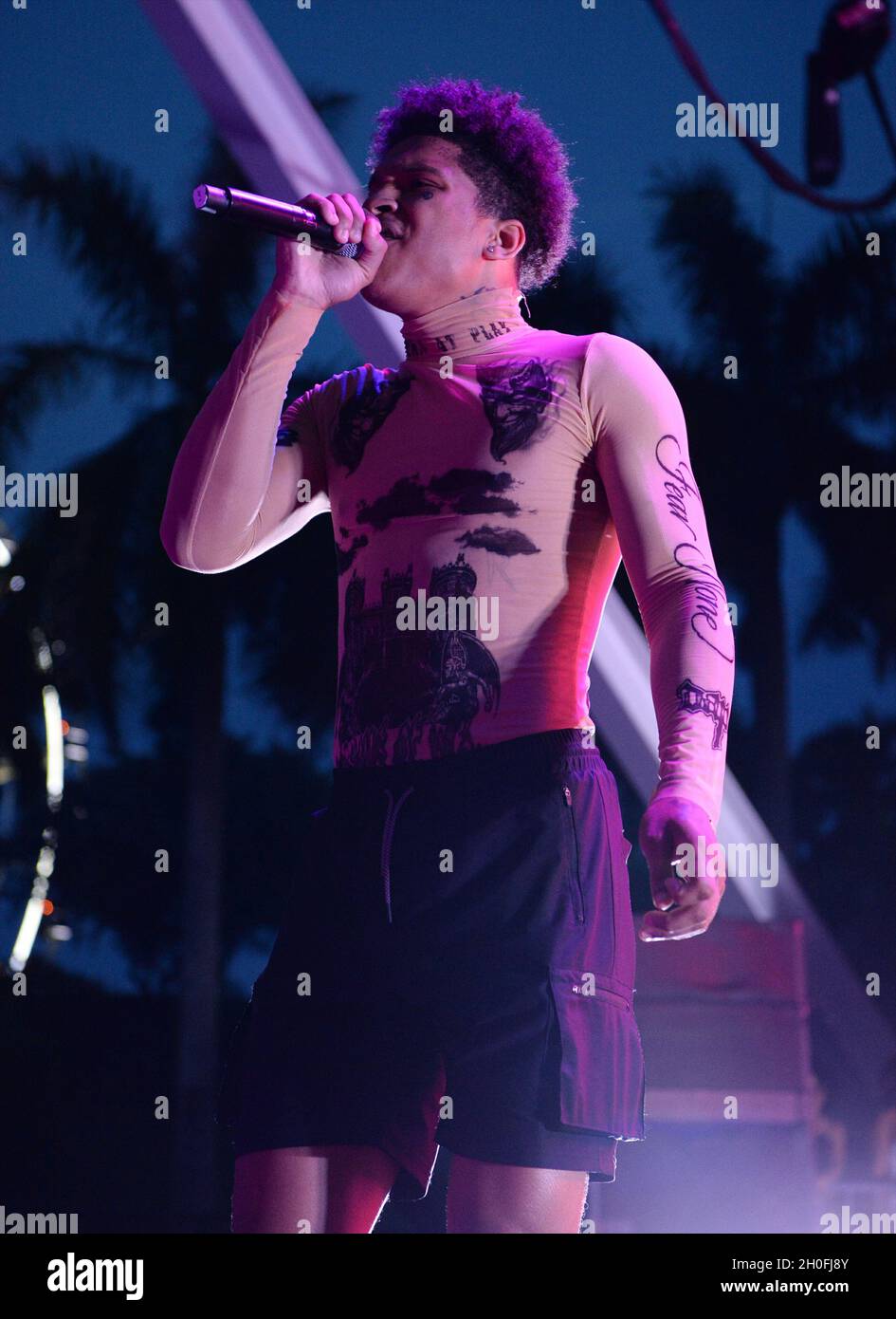 Miami - FL - 20210919 K Suave performs during the Tripp at Knight Tour ...