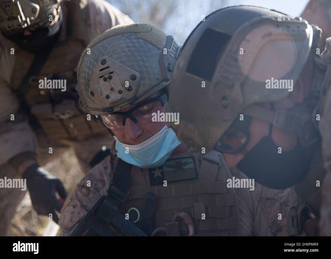 U.S. Marines with 1st Reconnaissance Battalion, 1st Marine Division ...