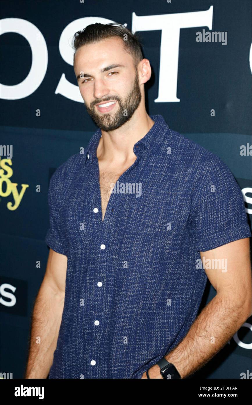 Los Angeles - CA - 20210922 Stars walk the red carpet for the premiere ...