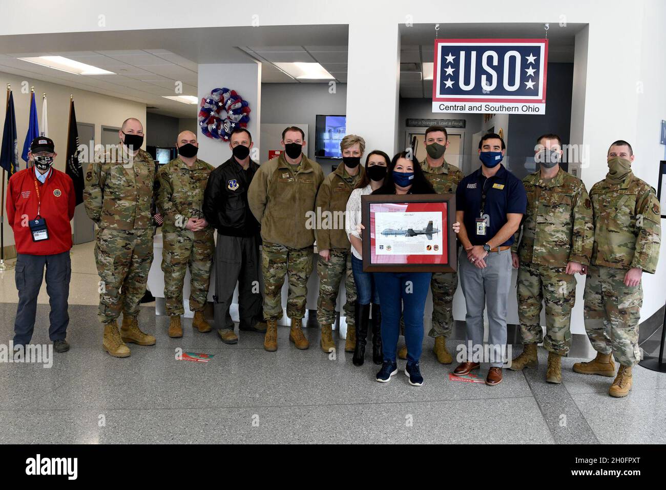 Airmen assigned to the Ohio Air National Guard's 178th Wing and staff ...