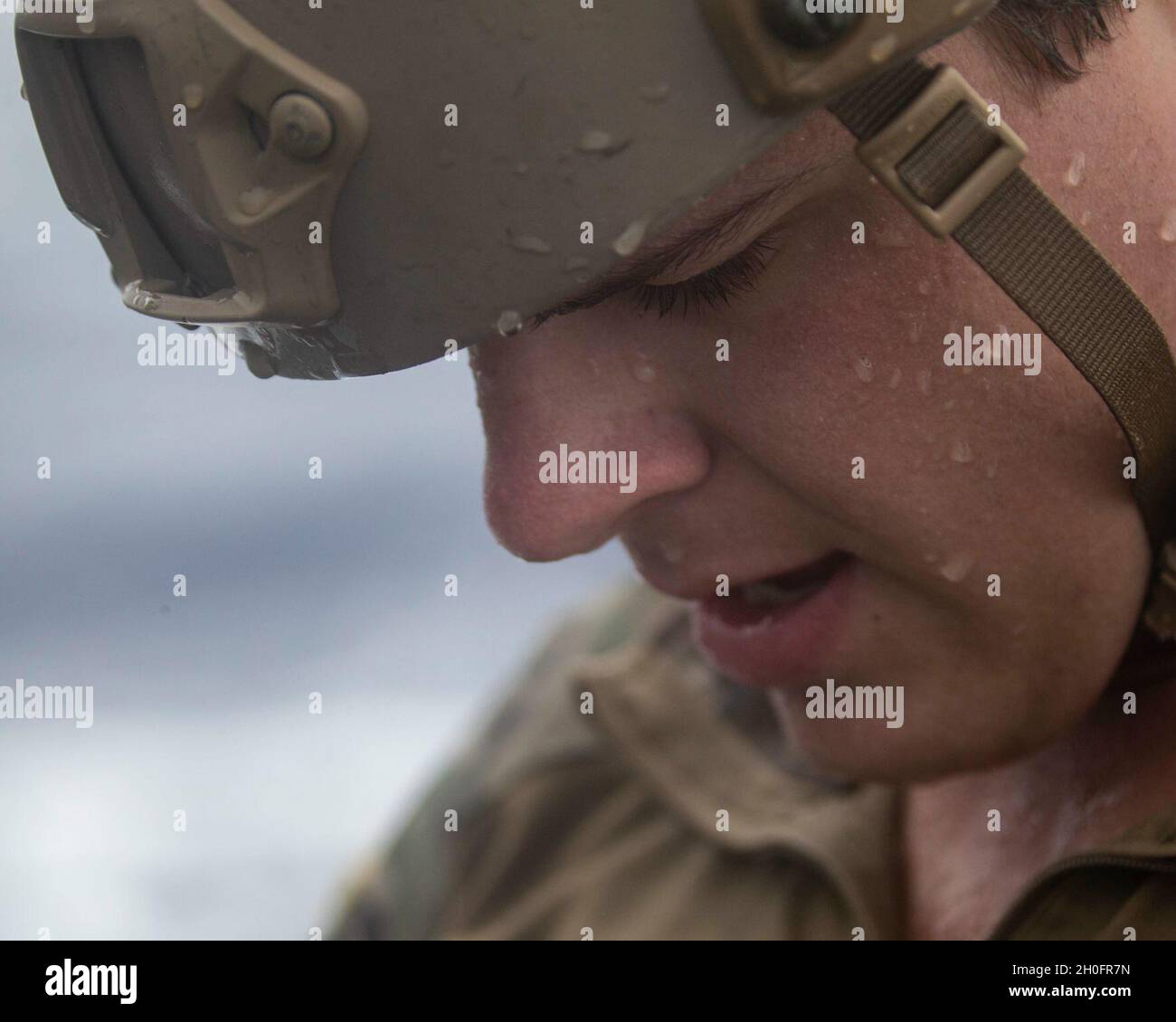 U.S. Navy Explosive Ordnance Disposal Technician 2nd Class Daniel Lemon ...