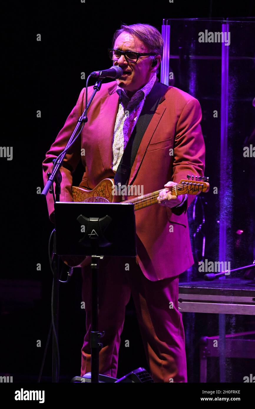 Hollywood - FL - 20210922 Squeeze perform live on stage at Hard Rock ...