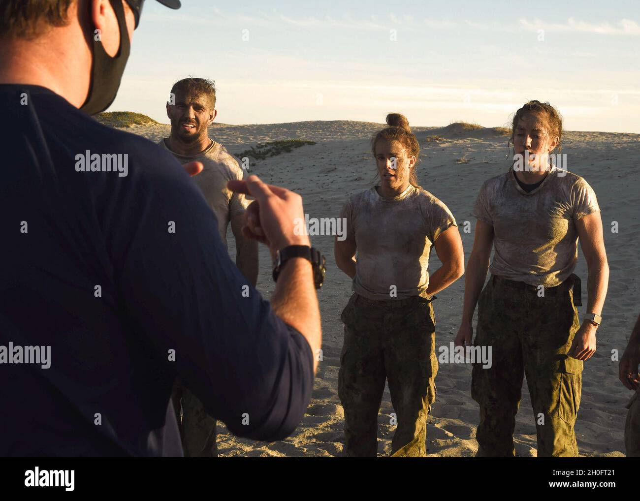 210226-N-BZ392-1171 - CORONADO, Calif. – A Basic Underwater Demolition ...