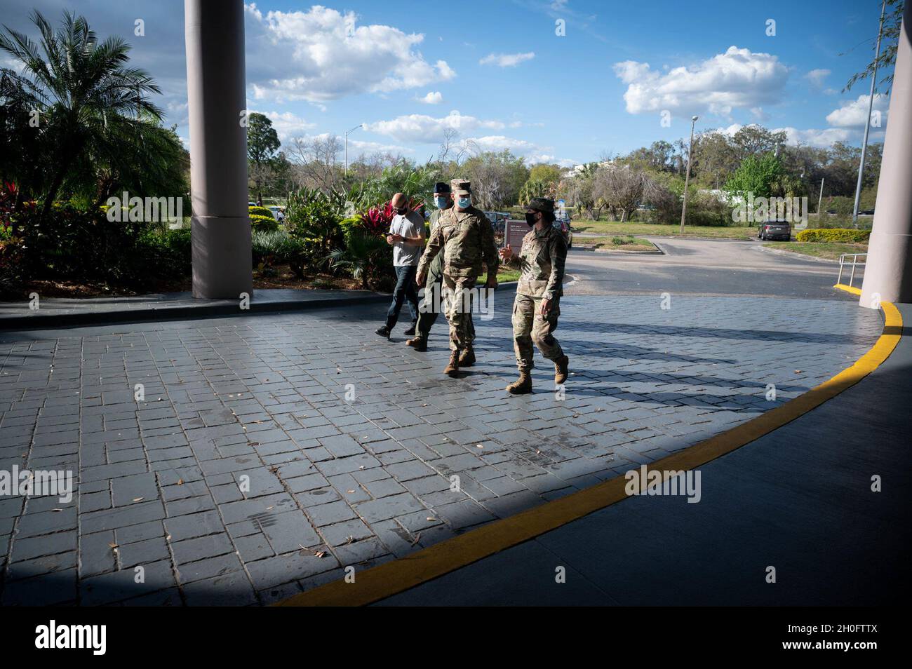 U.S. Army Brig. Gen. Robert Carruthers, Florida Dual Status Commander ...