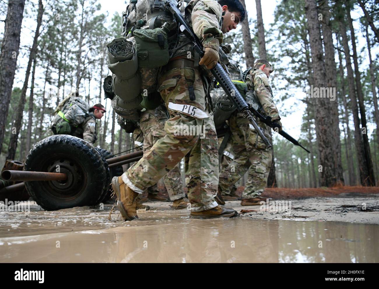 Psychological Operations candidates at the U.S. Army John F. Kennedy ...