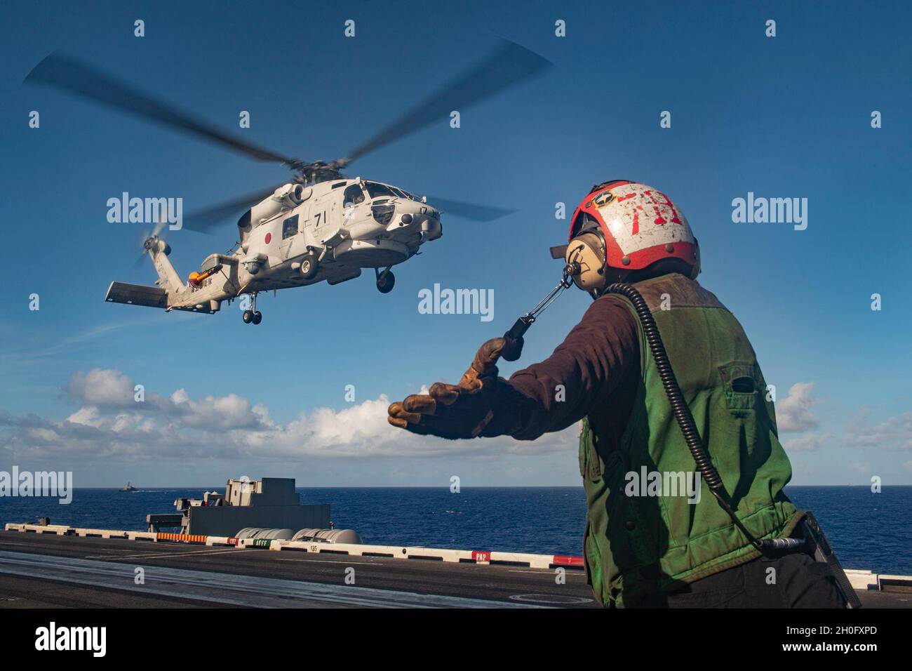 PACIFIC OCEAN (Feb 28, 2021) – U.S. Navy Airman Alexis Neff, from ...