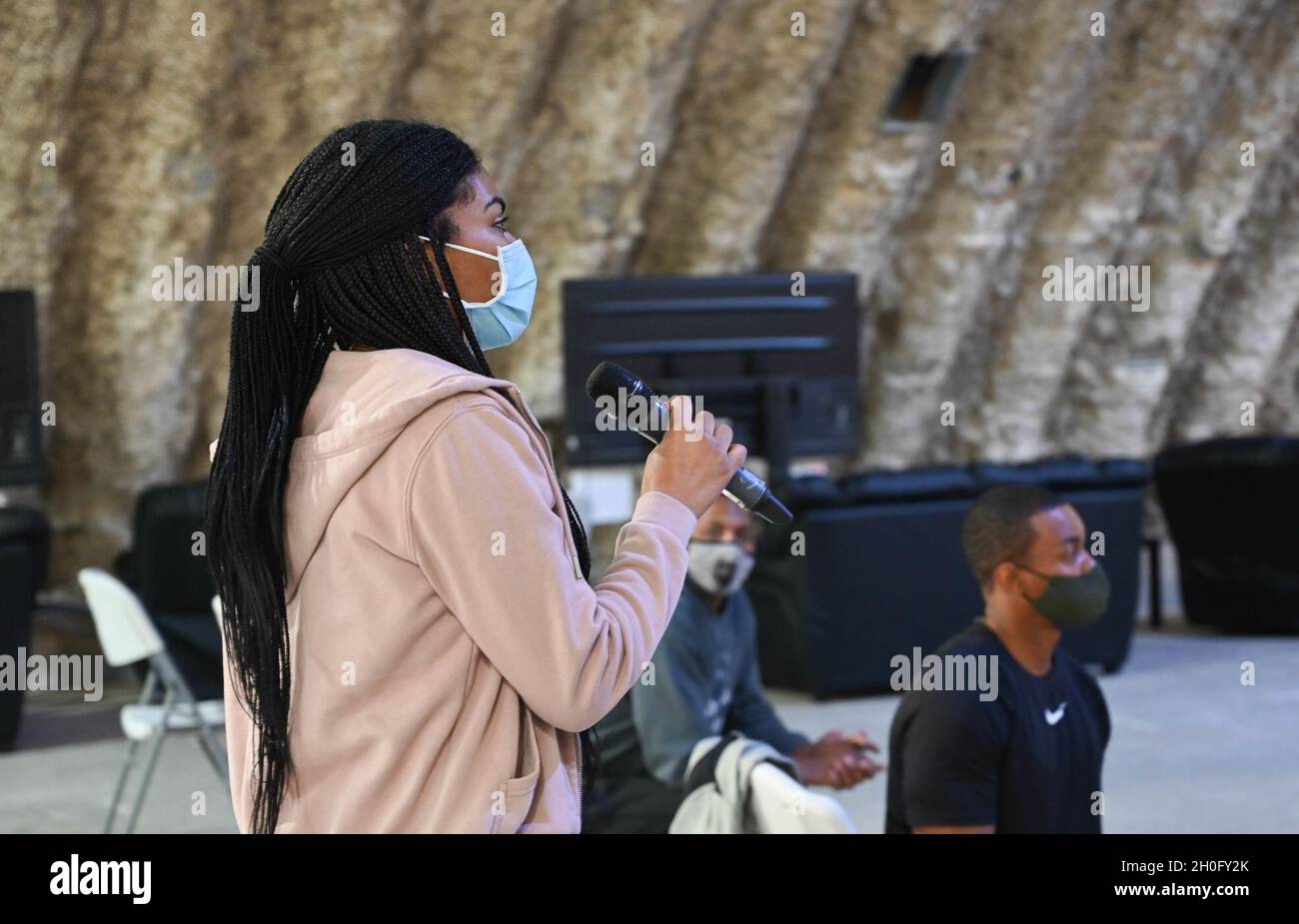 U.S. Air Force Staff Sgt. Kourtney Tolbert asks Maj. Gen. Alfred ...