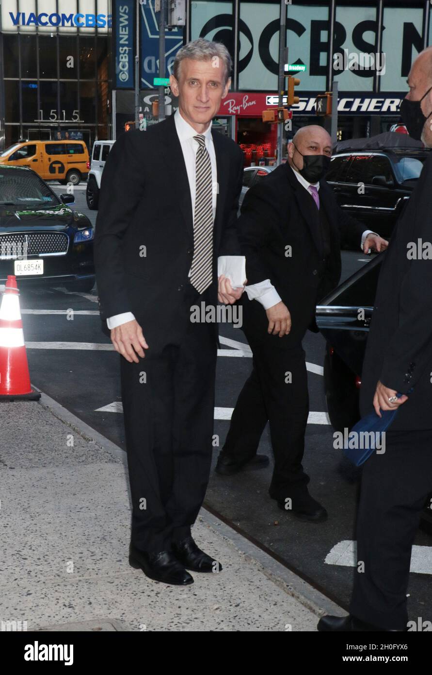 New York - NY - 20210921 Good Morning America hosts on set getting ...