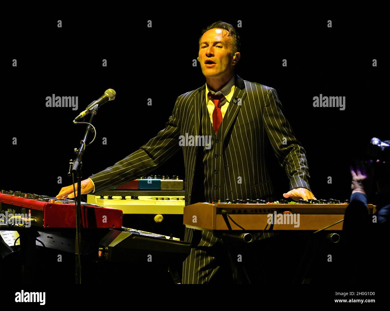 Hollywood - FL - 20210922 Squeeze perform live on stage at Hard Rock ...