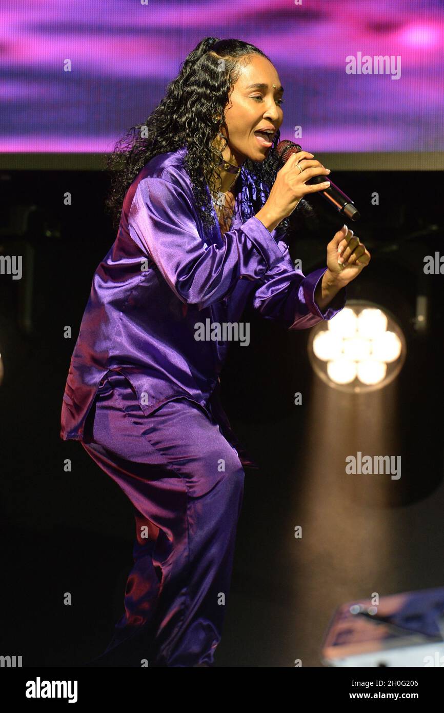 Miami - FL - 20210927 TLC perform at the FPL Solar Amphitheater at ...