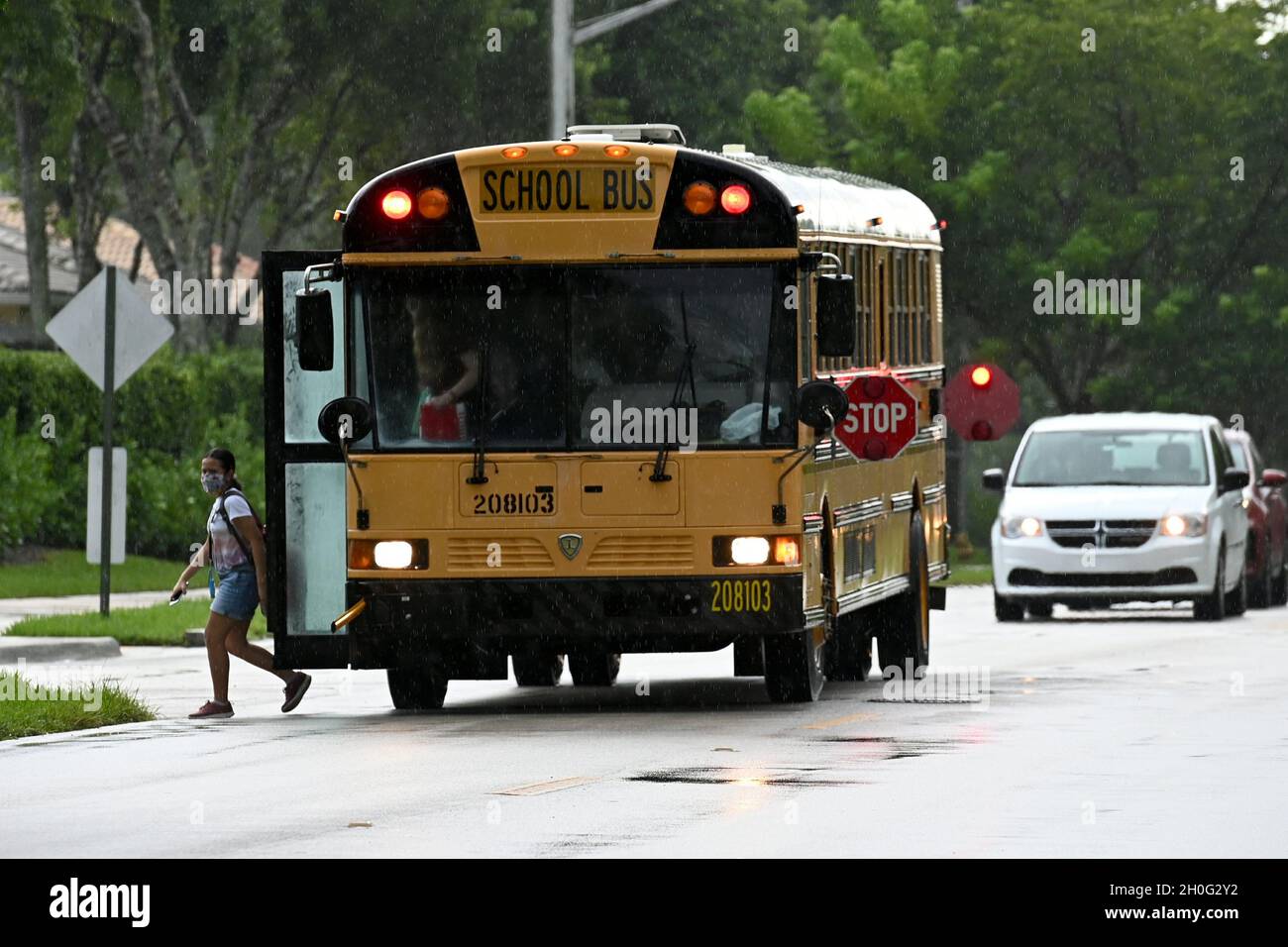 Miami - FL - 20210908 A Broward County school bus is seen dropping off ...